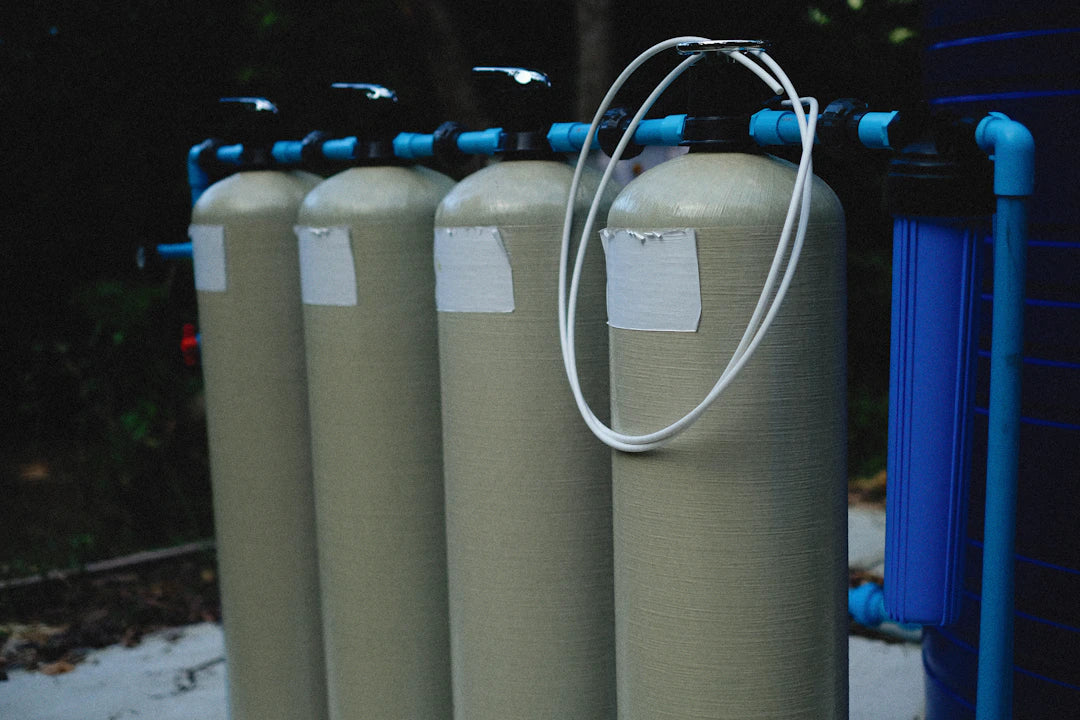Essential Water Sources and Filtration for Off-Grid Living — Modern ...